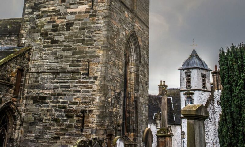 Edinburgh: Stirling, Whisky and St Andrews Tour in Spanish - Exploring the Edinburgh: Stirling, Whisky, and St Andrews Tour in Spanish