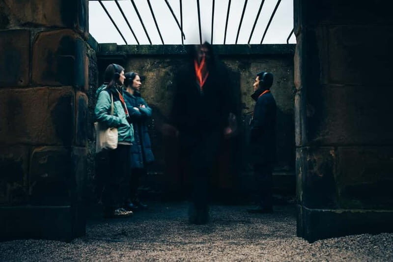 Edinburgh: Underground Vaults and Graveyard Evening Tour - The Tour’s Core Experience