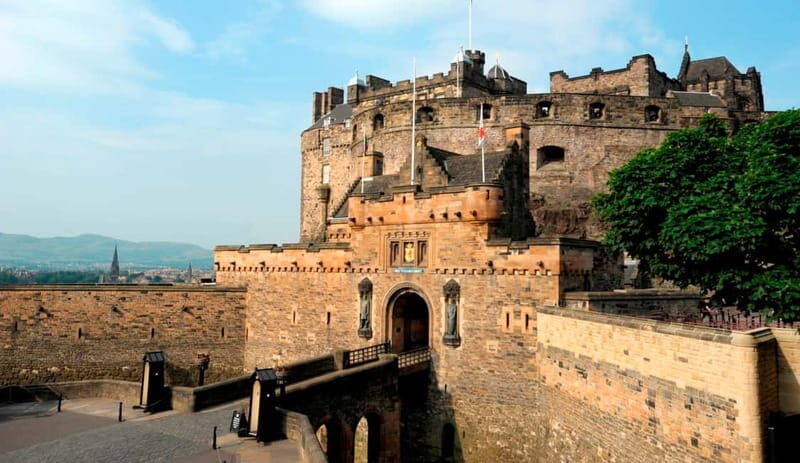 Edinburgh: Witches, Trials, and Truth Small-Group Tour - Discovering Edinburgh’s Witch Trials: A Detailed Look