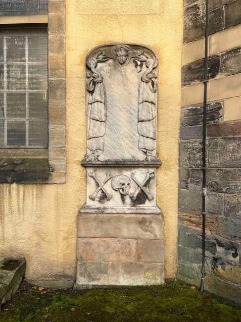 Edinburgh's Dark History Walking Tour - Key Points