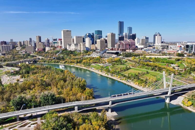 Edmonton: 3-Hour City Highlights Walking Tour With Guide - Additional Considerations