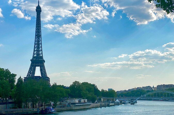 Eiffel Private Guide and Hotel Pick-Up - The Itinerary in Detail