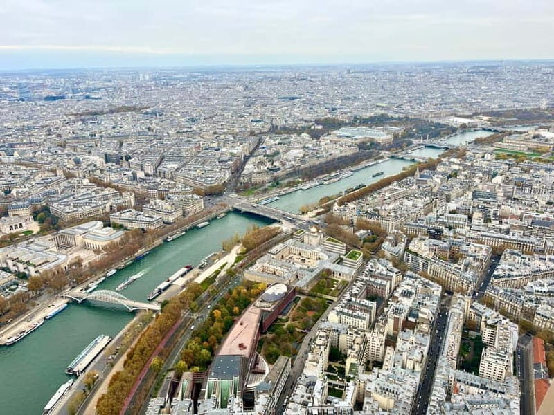 Eiffel Tower Entry: Summit or 2nd Floor with Audioguide - Key Points