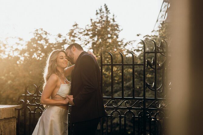 Eiffel Tower Private Photoshoot With a Professional Photographer - Who Would Enjoy This Experience?