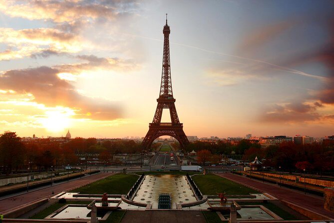 Eiffel Tower Tour with Optional Summit and Seine River Cruise - Key Points