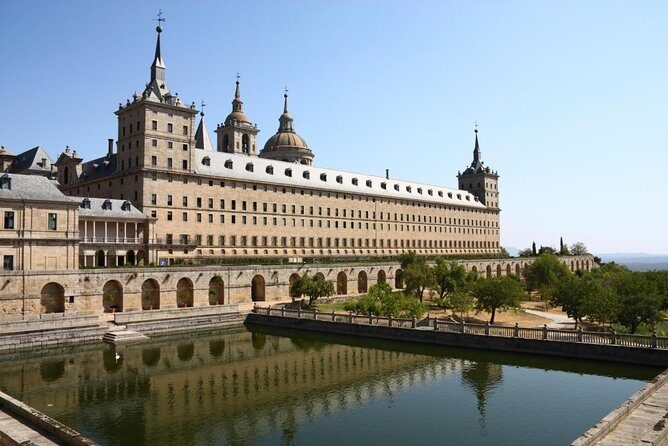 El Escorial, Valley & Segovia day tour from Madrid - Key Points