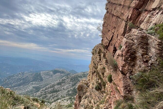 El Penyagolosa (1813m) - Crown the Highest Peak.- OFFICIAL GUIDE - A Deep Dive into the Penyagolosa Adventure