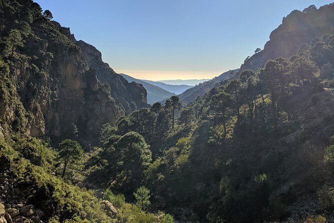 El Saltillo Gorge and White Village Hiking Tour from Malaga - FAQs