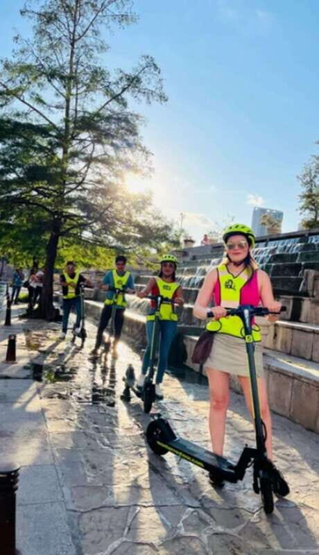 "Electric Scooter tour" in Monterrey down town with guide - What Makes the Monterrey Downtown Scooter Tour Special?