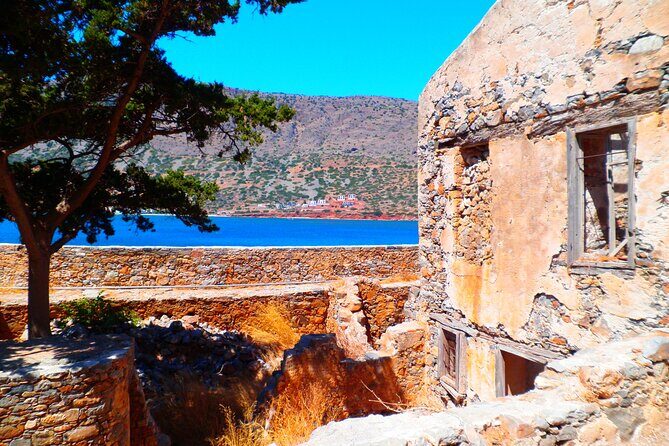Elounda: Spinalonga Prof. Guided Boat Tour w/ BBQ + Swimming - FAQ