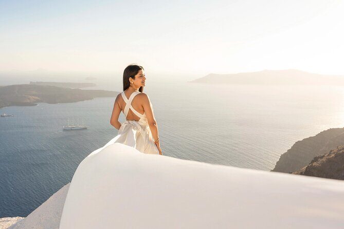 Set out on a Flying Dress Photoshoot in Santorini - What’s Included and What’s Not