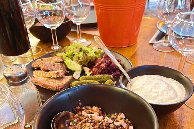 Embark on an aperitif journey through the old town - Analyzing the Value