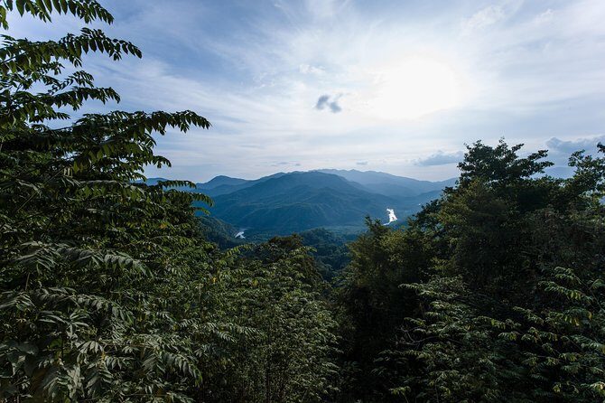 Emerald Falls Canadian Tour & Nature Experience - Exploring the Itinerary: What Makes Each Stop Special