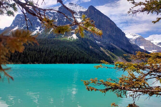 Emerald Lake , Moraine Lake, Lake Louise& Banff Town from Canmore - Who Will Love This Tour?