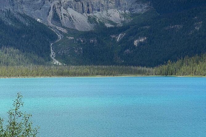 Emerald Lake , Moraine Lake, Lake Louise& Banff Town from Canmore - FAQ