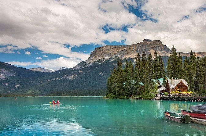 Emerald Lake,Takakkaw Falls, Moraine and Lake Louise Private Tour - Travel Time and Group Size