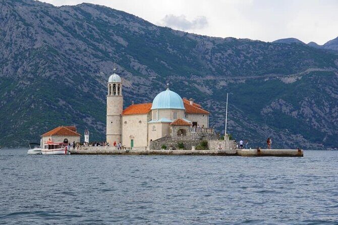 Enjoy Private Transfers by Car or Van from Podgorica Airport to Budva or Becici - Why This Private Transfer Stands Out