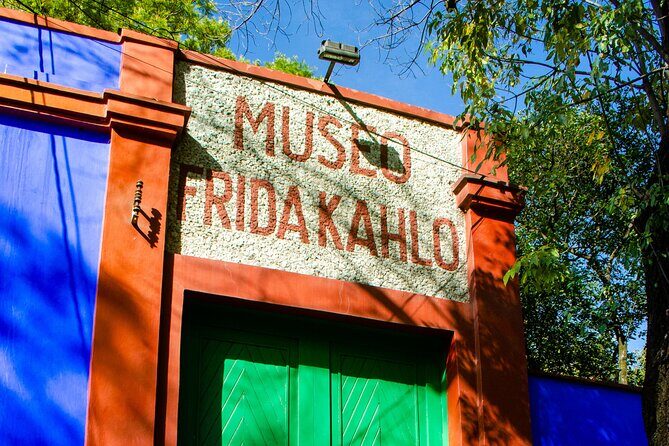 Entrance to Frida Kahlo Museum with Written Guide - Key Points