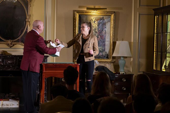 Entrancing Magic and Storytelling at Castlereagh Boutique Hotel - A Closer Look at the Magic Experience