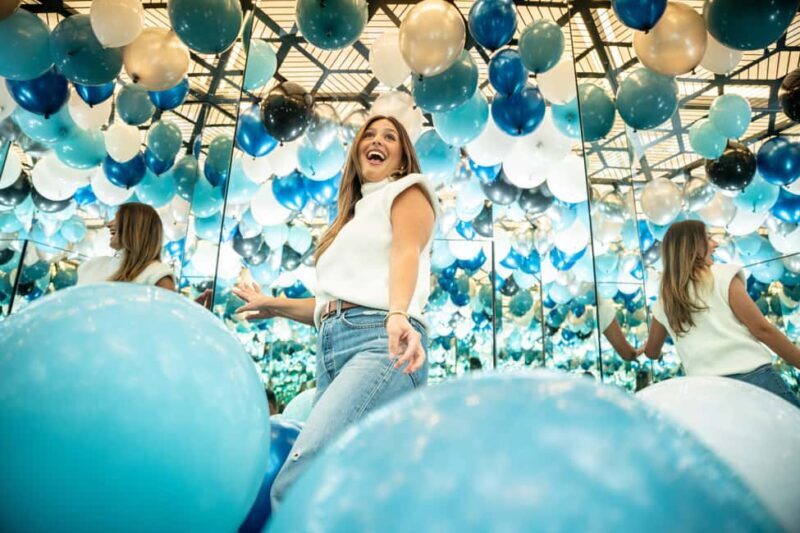 Entry ticket to Museum of Illusions Amsterdam - FAQs