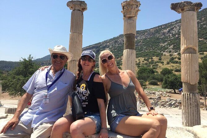 Ephesus Private Tour and Lunch from Kusadasi. Turkish Bath opt. - Transportation and timing