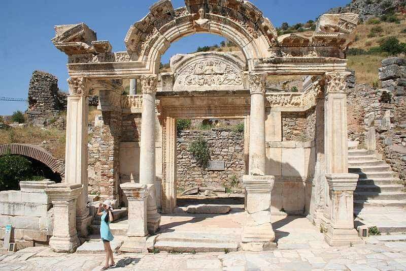 Ephesus & Virgin Mary Tour from Kusadasi Port/On-Time Return - An In-Depth Look at the Ephesus & Virgin Mary Tour