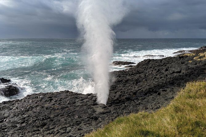 Erupting Blowholes and Ancient Rainforests SOUTH COAST OF SYDNEY PRIVATE TOUR - Key Points