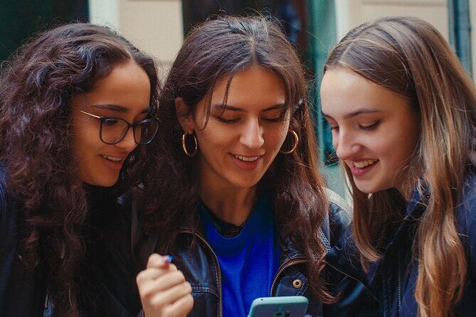 Escaping and spying on the Berlin Wall Scavenger hunt - Who Should Consider This Experience?