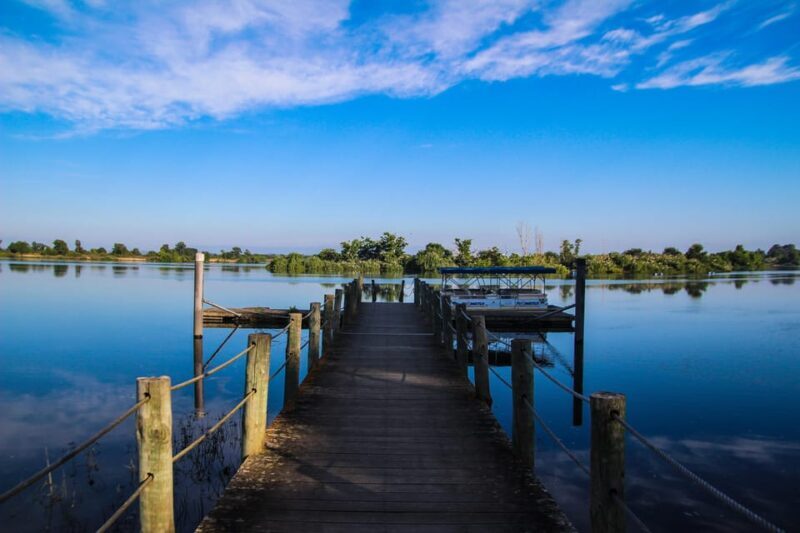 Escaroupim: 1 hour boat trip, guided tour - An Overview of the Experience