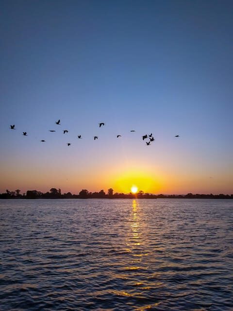 Escaroupim: 1 hour boat trip, guided tour - Frequently Asked Questions