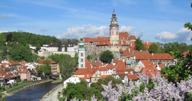 eský Krumlov: 2 Hour Private Walking Tour with Guide - Key Points