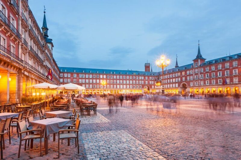 Essential Madrid: Walking Tour of the Historic Center - Who Is This Tour Best For?
