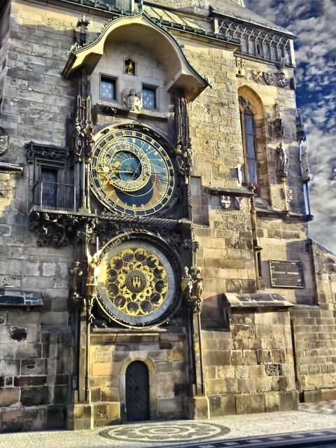 Essential Prague Walking Tour - Key Points