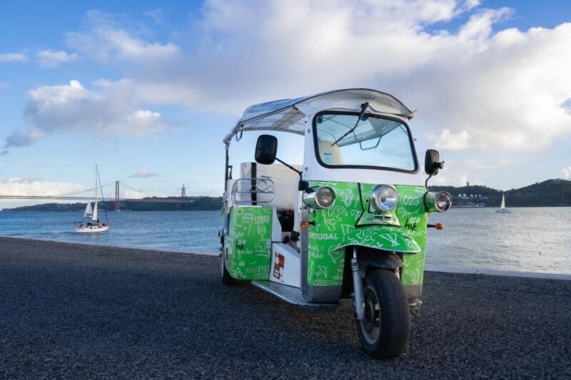 Essential Tour of Old Lisbon in 2H00 : Private Tuk-Tuk Tour - Real Travelers’ Insights
