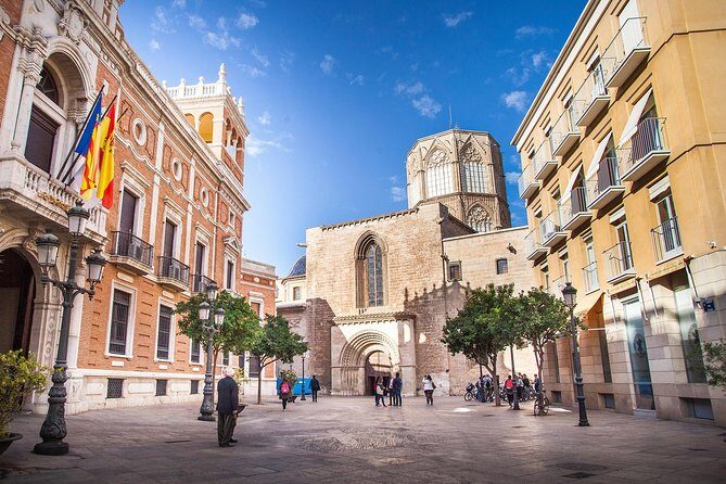 Essentials of Valencia and its World Heritage Sites - Key Points