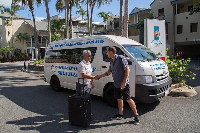 Established Return Airport Transfer Proserpine to Airlie Beach - Key Points