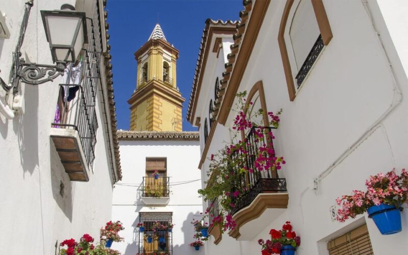 Estepona best kept secrets: City bike guided tour - An In-Depth Look at the Estepona City Bike Tour