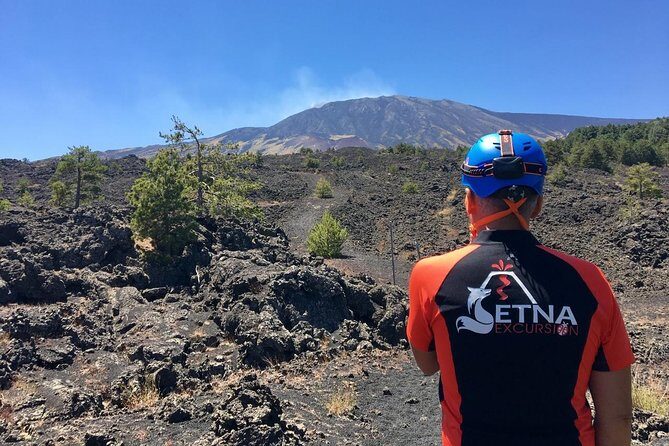 Etna Grantour - 4x4 & trekking - Private tour with lunch included - Stop 1: Mount Etna — The Volcano in Action