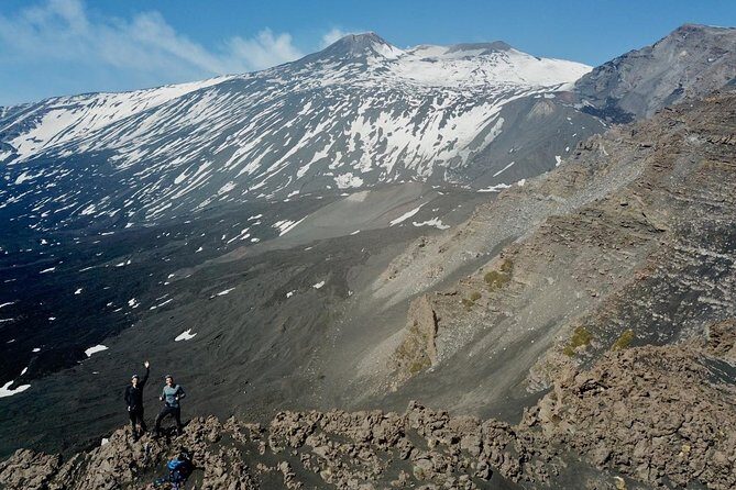 Etna Grantour - 4x4 & trekking - Private tour with lunch included - Stop 4: Lunch and Tasting at MontataGrande