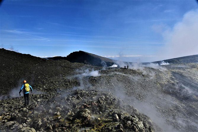 Etna Summit 3000 m cable car included - Who Should Consider This Tour?
