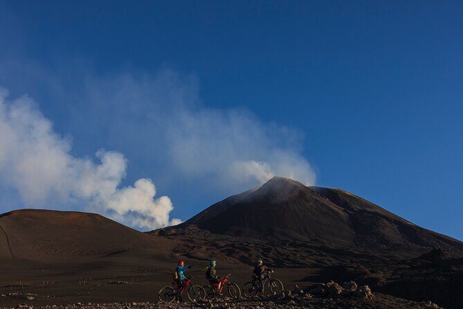 Etna Summit Craters E-bike - The Highlight: The Panoramic View at the Summit