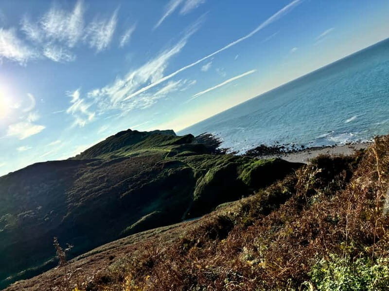 Étretat: Explore the mythical cliffs of Étretat! - Key Points