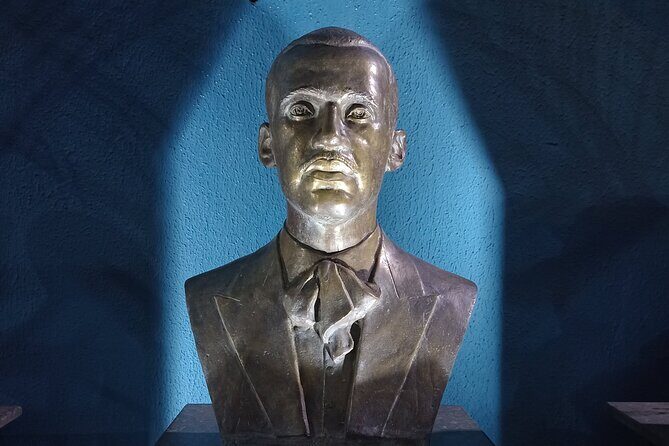 Evening Experience at a Carioca Samba School - FAQs