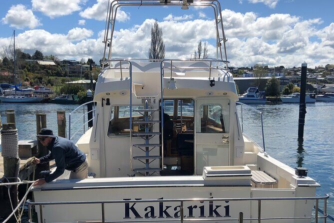 Evening Lake Taup Boat Charter Kakariki Catamaran - Key Points