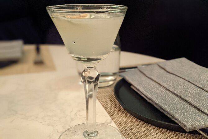 Evening Sip, Savor, Stroll Tour - FAQs