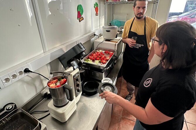 Evening Spanish Tapas Cooking Class with Live Guitar Music - Final Thoughts