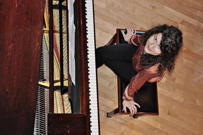 Everyday concerts of Chopin's music at the Old Town in Warsaw - An Overview of the Chopin Concert Experience