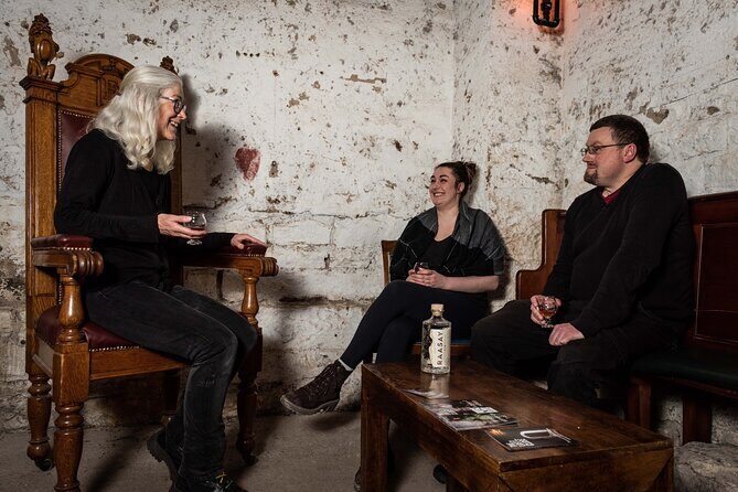 Evolution of Gin and Underground Gin Tasting in Edinburgh | 1hr - Practical Details and Tips