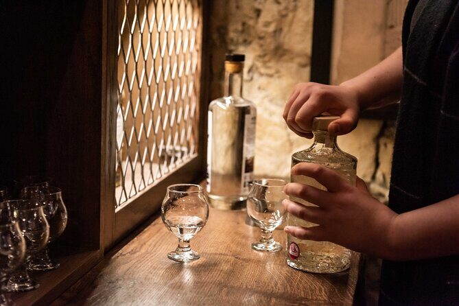 Evolution of Gin and Underground Gin Tasting in Edinburgh | 1hr - FAQs