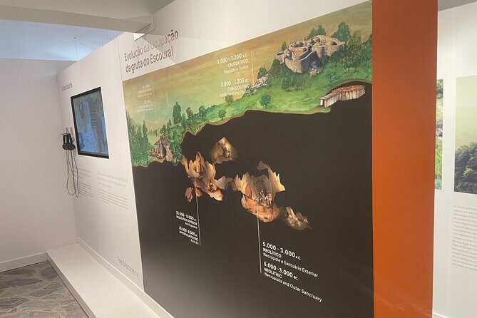 Évora or Montemor-o-Novo: Guided Tour to Escoural Caves - FAQ